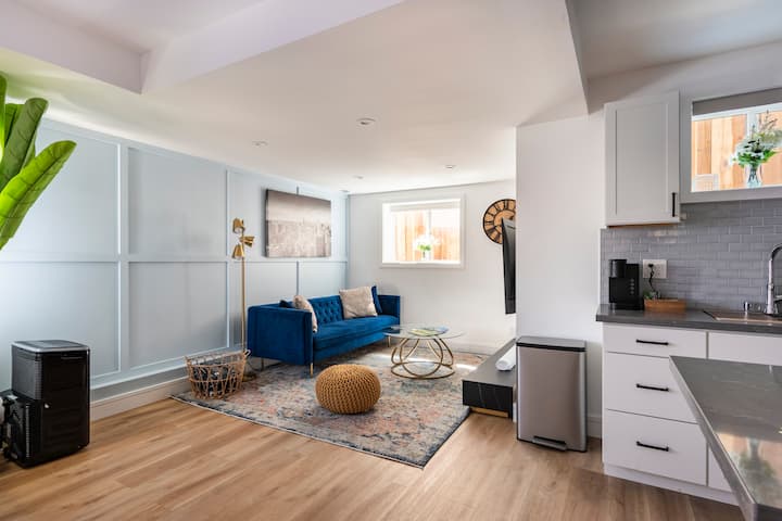 Chic 2-bedroom Guesthouse With On-premise Parking. - Oakland, CA