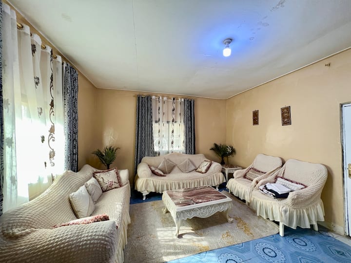 Spacious 4bedroom Home Fully Furnished - Somalia