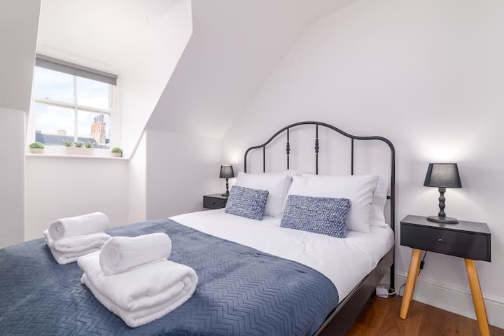 Whitby Heights | 5min Stroll To Harbour & Beach - Robin Hood's Bay