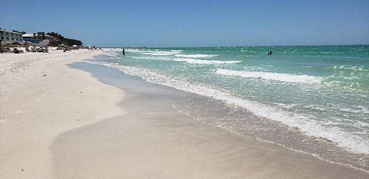 Paradise Escape On Anna Maria Island - Bradenton Beach, FL