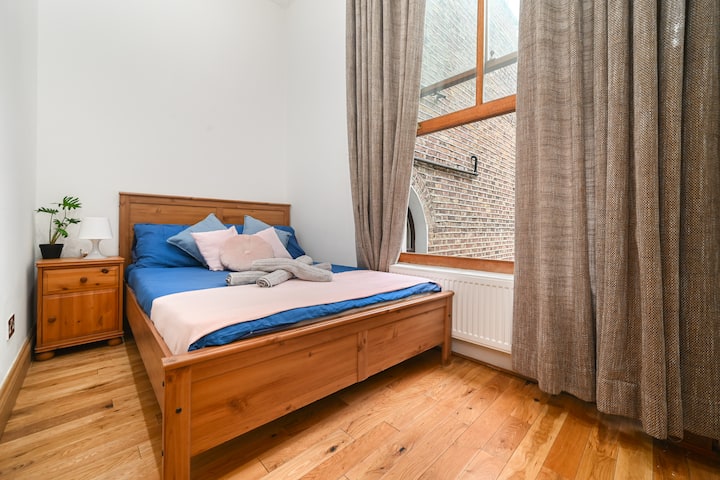 Lovely 3 Bedroom Apartment In Londons Earls Court - London, UK