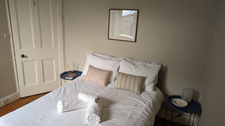 Beautiful One Bed Apartment In Stylish Stockbridge - Edimburgo