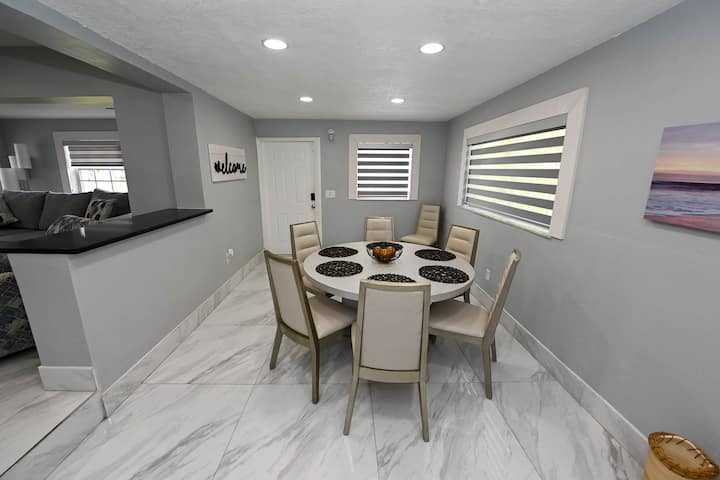 Luxurious 3br House: Hallandale Beach & Casino - Hallandale Beach, FL