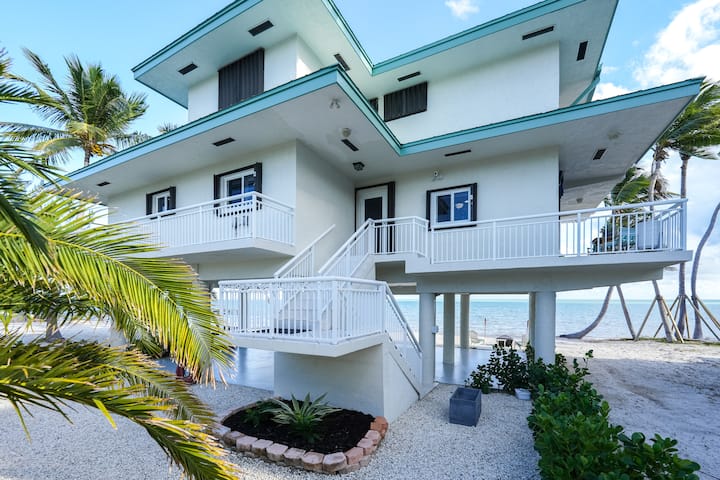 Private Beach Villa Awaits-r&r~ - Islamorada, FL