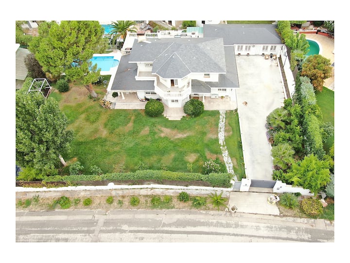 Two Bedrooms，exclusive Kitchen And Swimming Pool - Algete
