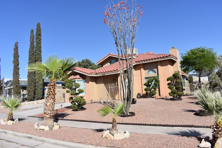 *New* Glamorous House W/ 3 King Beds+free Wifi+ac - Ciudad Juárez