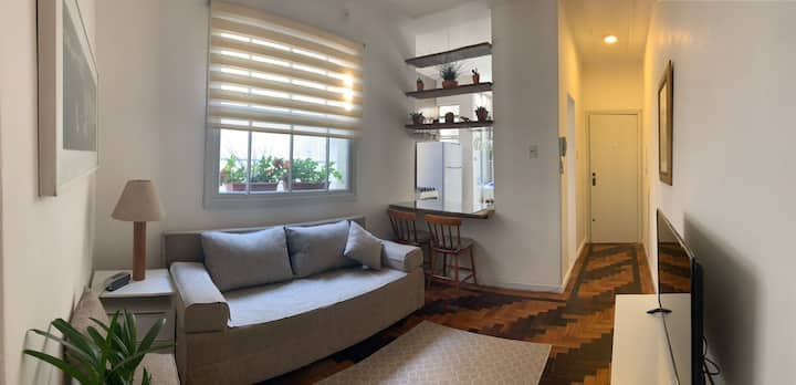 Apartamento Bom Fim, Super Charmoso, 2 Quartos - Porto Alegre