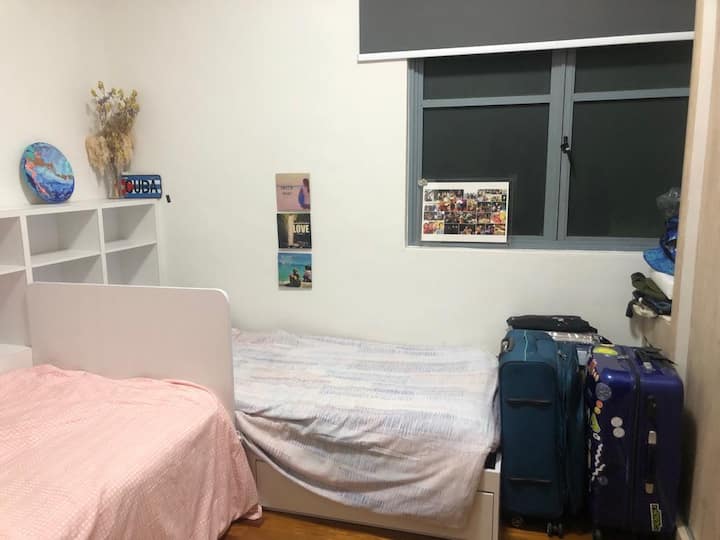 Condo Homestay (2br Available In Shared Spaces) - Singapore