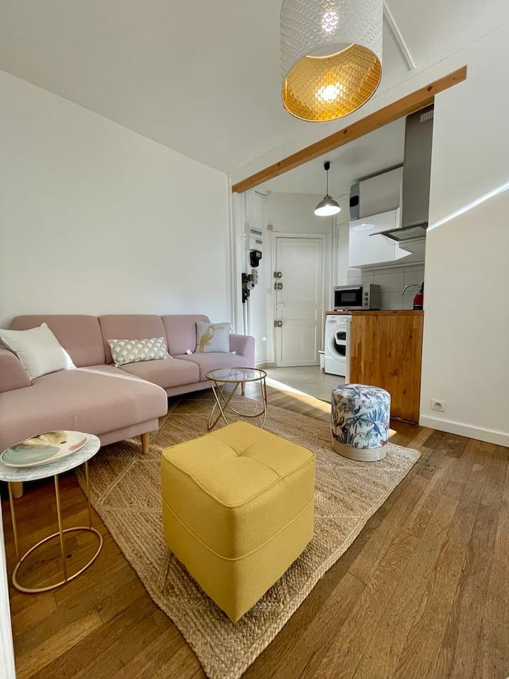 Levallois Perret T2 - Métro 3 - Levallois-Perret