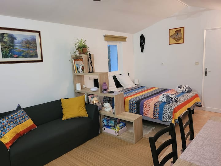 Studio Indépendant Dans Domaine Entre Terre Et Mer - La Crau