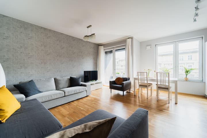 Big Apartment Old Town - 3 Rooms- 7 People-lift - Wrocław