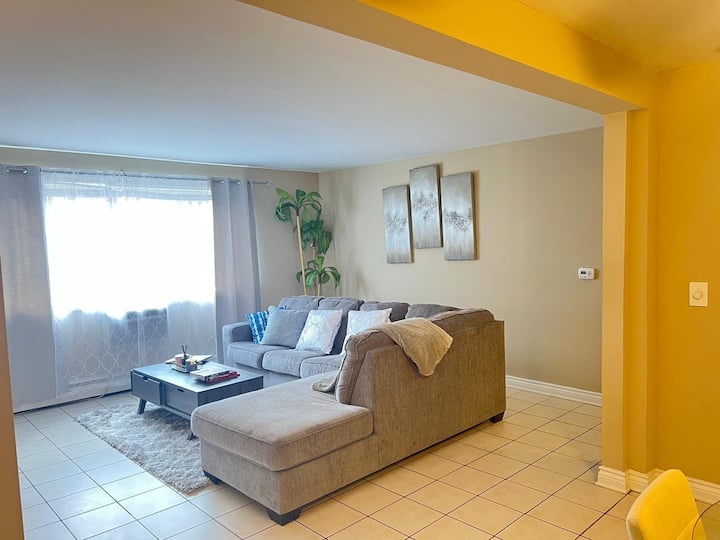 Entire Apartment 1bedroom In North Chicago - Evanston, IL