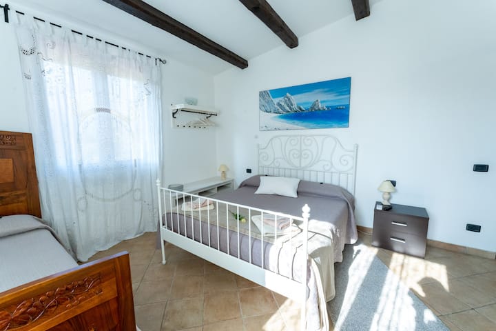 Bed And Breakfast Immerso Nel Verde Camera Tripla - Ancona