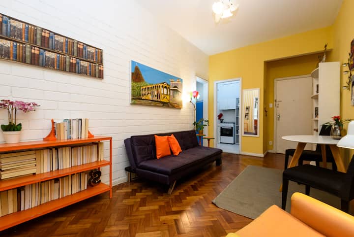 The Orange Quarto| Copanema Beach - Rio de Janeiro