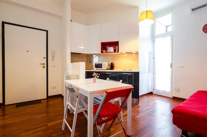 Bidibo Apartment, In Centro Comodo Alla Stazione - Bologne