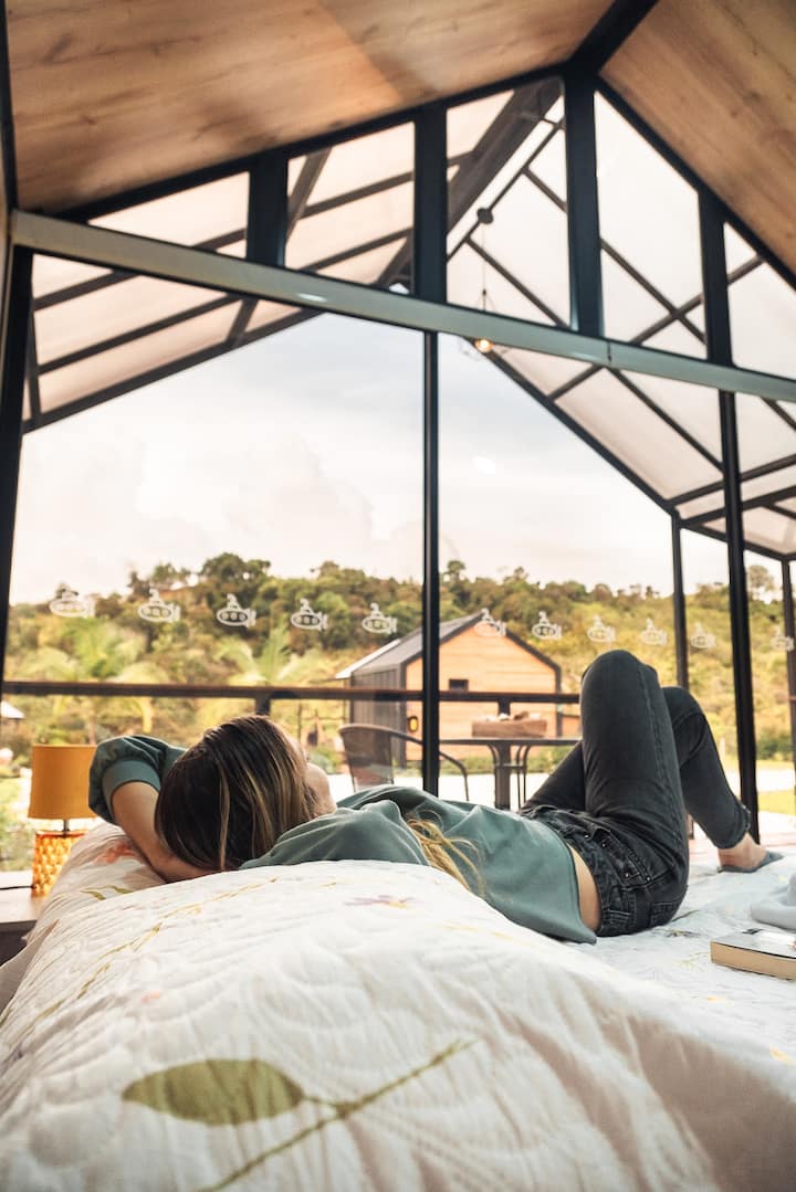 Acceso Al Lago Y Vista Al Jardín - Submarino - Colombia