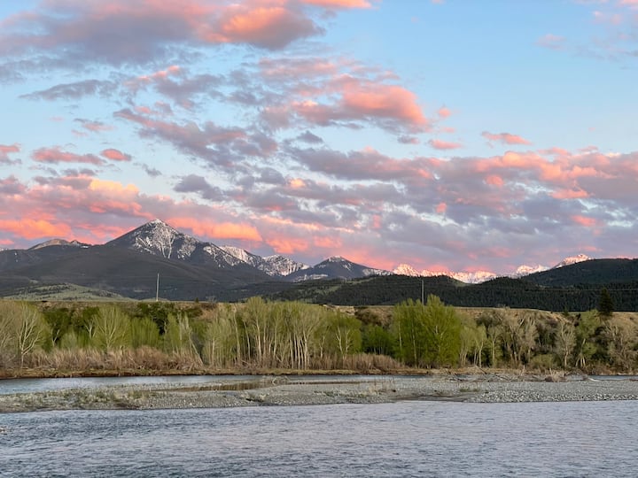 Island Home:  Fisherman’s Haven On The Yellowstone - Livingston, MT