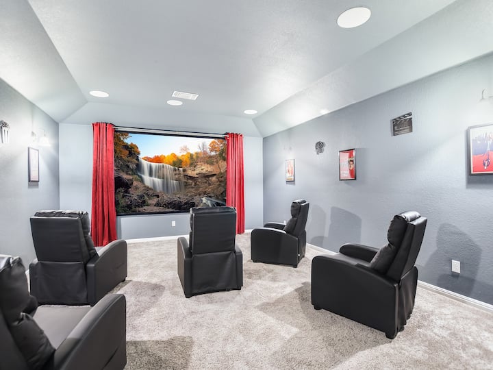 Located 15min/ 12 Miles From Samsung,5 Br 2.5 Bath - Pflugerville, TX