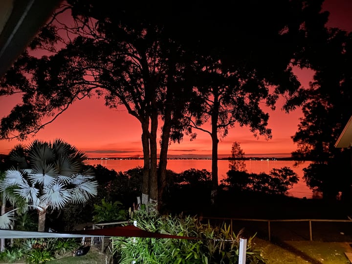 Bayside Calm, Peace Or Enjoy Art And Craft Fun. - MacLeay Island
