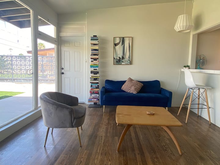 Mid Century Home In The Heart Of Las Vegas - Las Vegas, NV