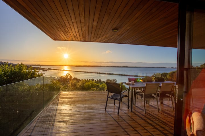 Beautiful Balmoral Hill Apartment - 利特爾頓