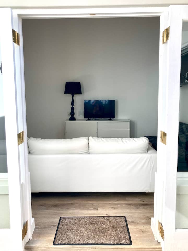Cottage On Carleton Musgrave Durban Fee 1 Guest - Durban