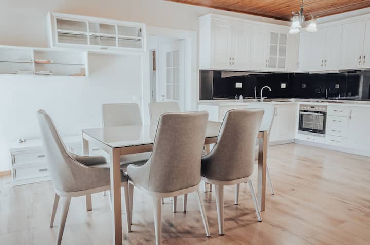 Cozy Central Flat In Tirana - Tirana
