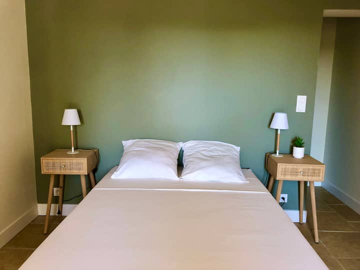 Chambre D'hôte En Pleine Nature Avec Piscine - Saint-Guilhem-le-Désert
