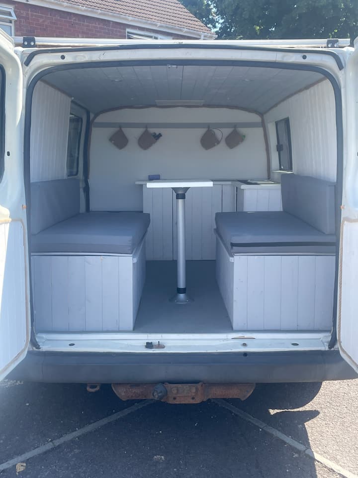 Delightful 1 Bed Campervan - Exeter