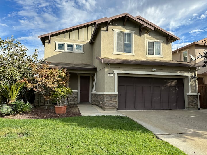 Beautiful Home Woodland Ca Near Uc Davis & Airport - Woodland, CA