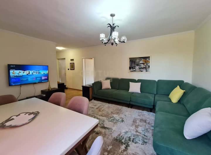 Spacious 2 Br Tirana Centre – Long Stay Discount - Albania