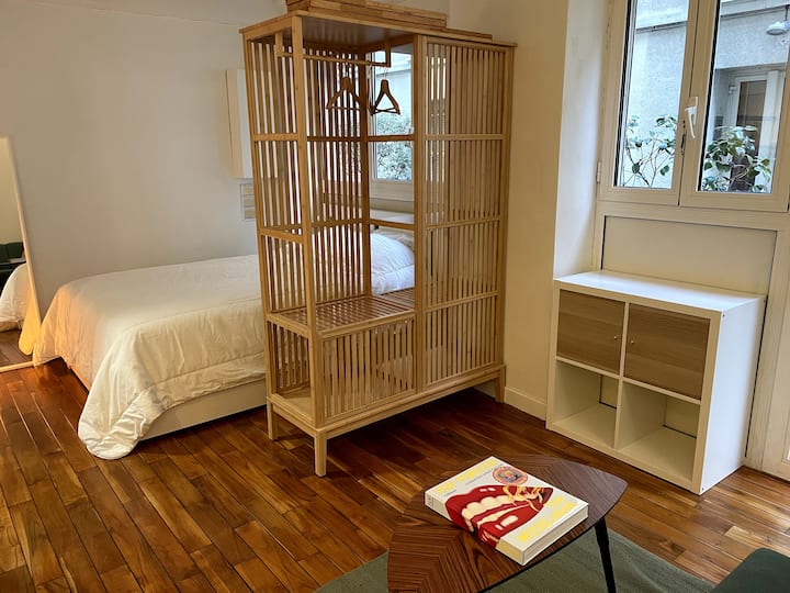 Montmatre In Paris - ibis Styles Paris Montmartre Nord