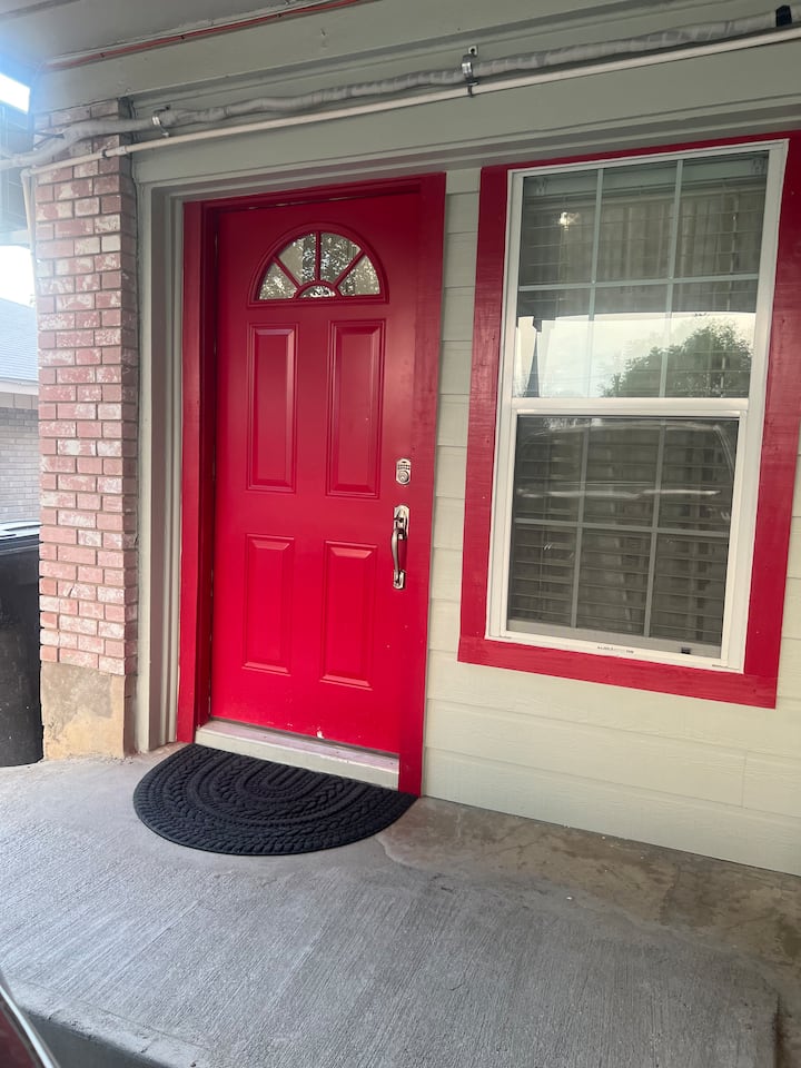 Elegant Nook No. 3 - Hollywood Park - San Antonio