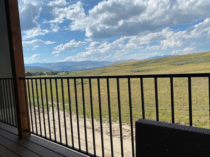 New 3-bedroom Townhome With Great Views - Granby, CO
