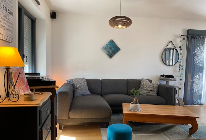 Chambre Zen Dans Un Village Bucolique. - Bruz