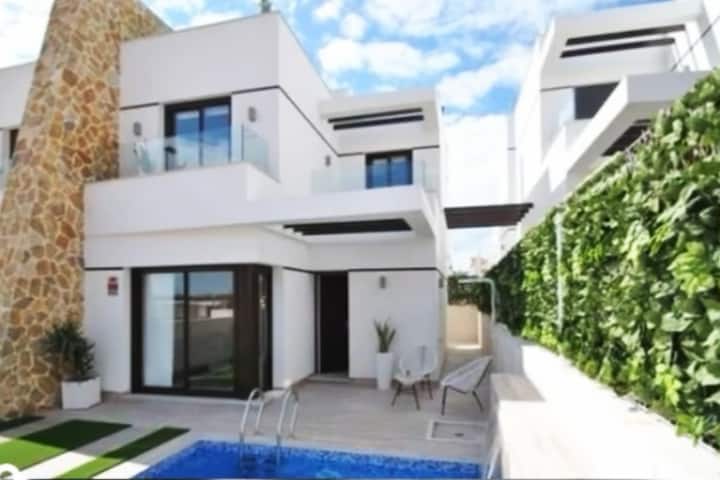 Agréable Maison Avec Piscine. - Villamartin