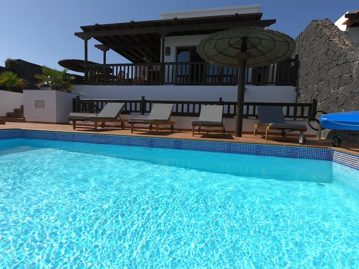 Villa "Casa Kunu" Chez Bernard & Sophie - Playa Blanca, Las Palmas, España