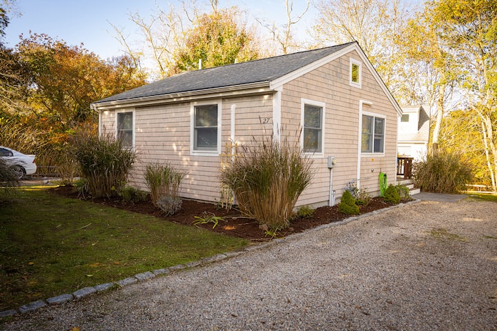Modern Eastham Cottage • Near National Seashore - Orleans, MA