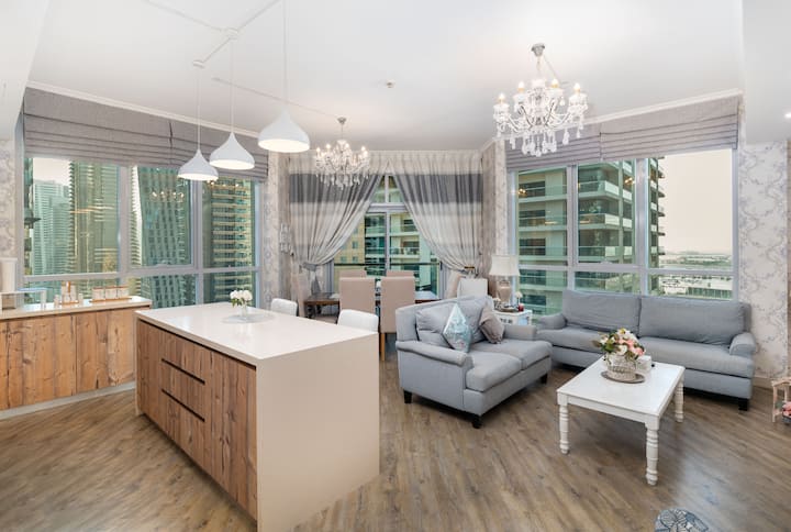 50% Off! Luxury 2bed / Upgraded / Dubai Marina - Dubai
