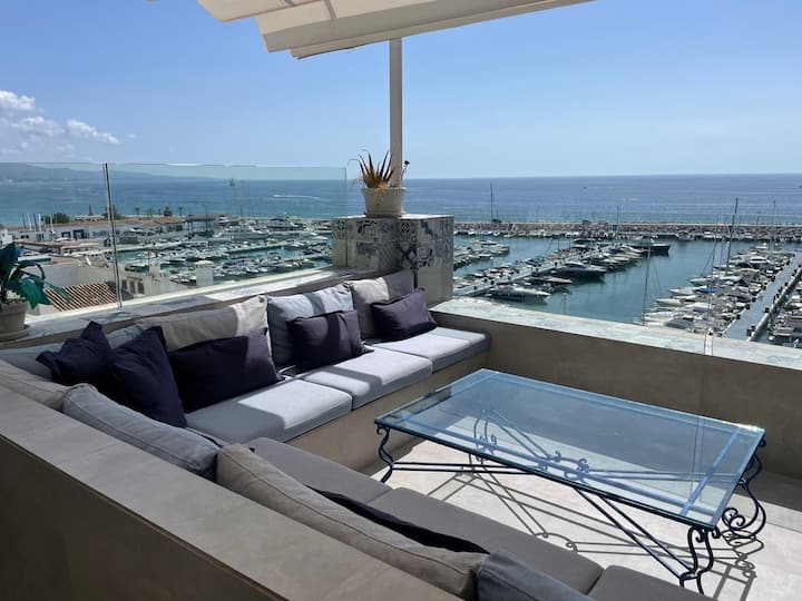 Superb Penthouse, Incredible Views Puerto Banus - Marbella