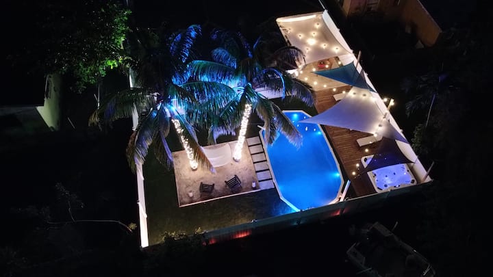 Dune Paradise-spacious 4br | Pool Hot Tub|wynwood - Miami, FL