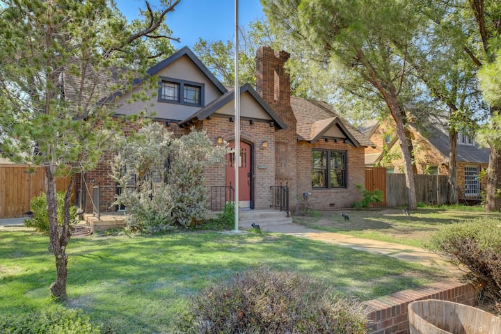Matador Manor - 5 Bed/5bath, Walkable To Ttu - Lubbock, TX