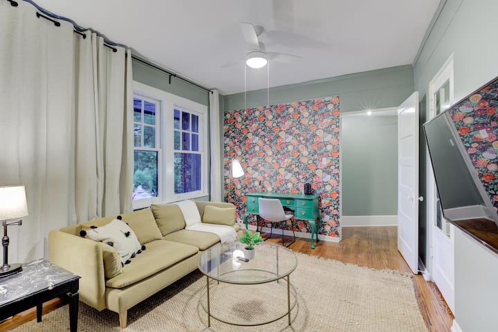 Cheerful And Chic Upper Unit Close To Everything! - Memphis