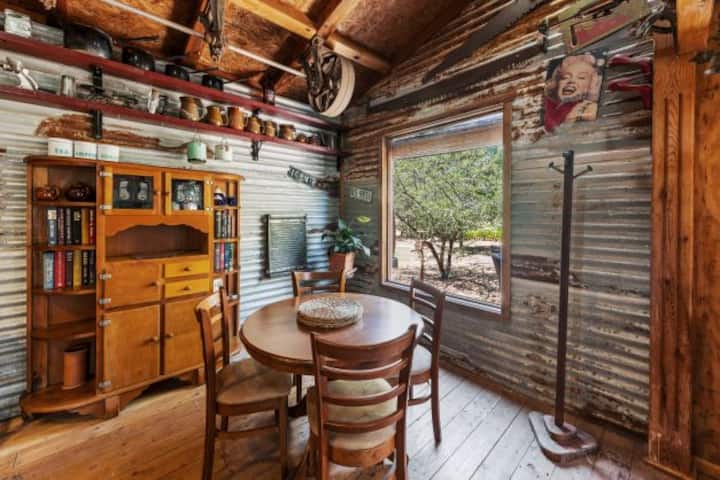 Quirky Barn, Close To Melbourne. - Avenel