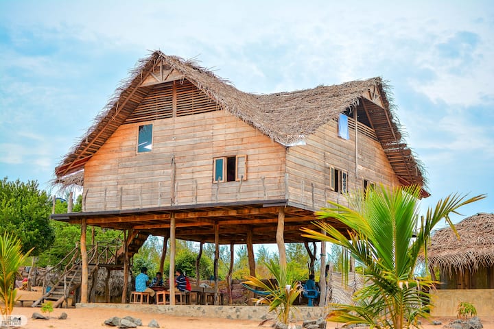 Open Wooden Cabana With Private Beach - 斯里蘭卡