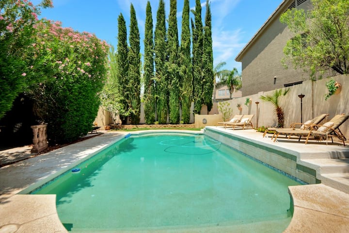 Stunning Scottsdale Luxury Home W/ Pool & Hot Tub - Carefree, AZ