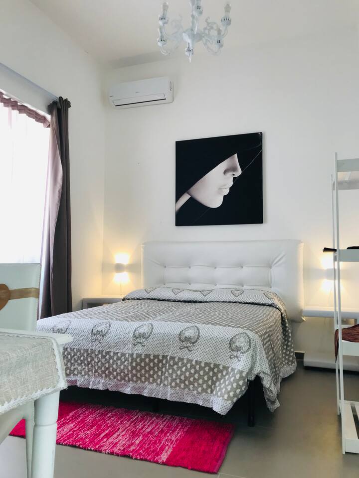 Camere Matrimoniali Con Bagno Privato - Castro, Lecce, Italy