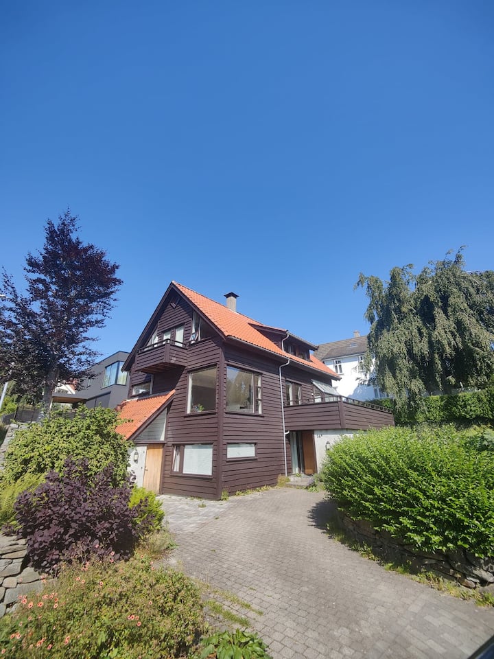 Family & Work Villa Close To The City & Beach - Stavanger