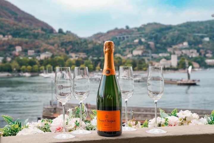 Stupendo Apt Spazioso Fronte Lago Con A/c & Garage - Como