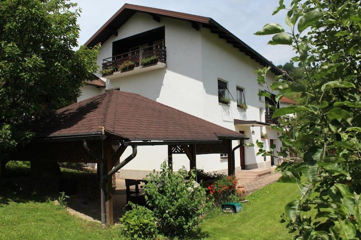 Vila Weekend, Apartment With Terrace - Rogaška Slatina